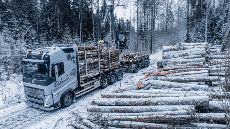 Volvo FH Cone with Penz and JW-Tec | Unitruck